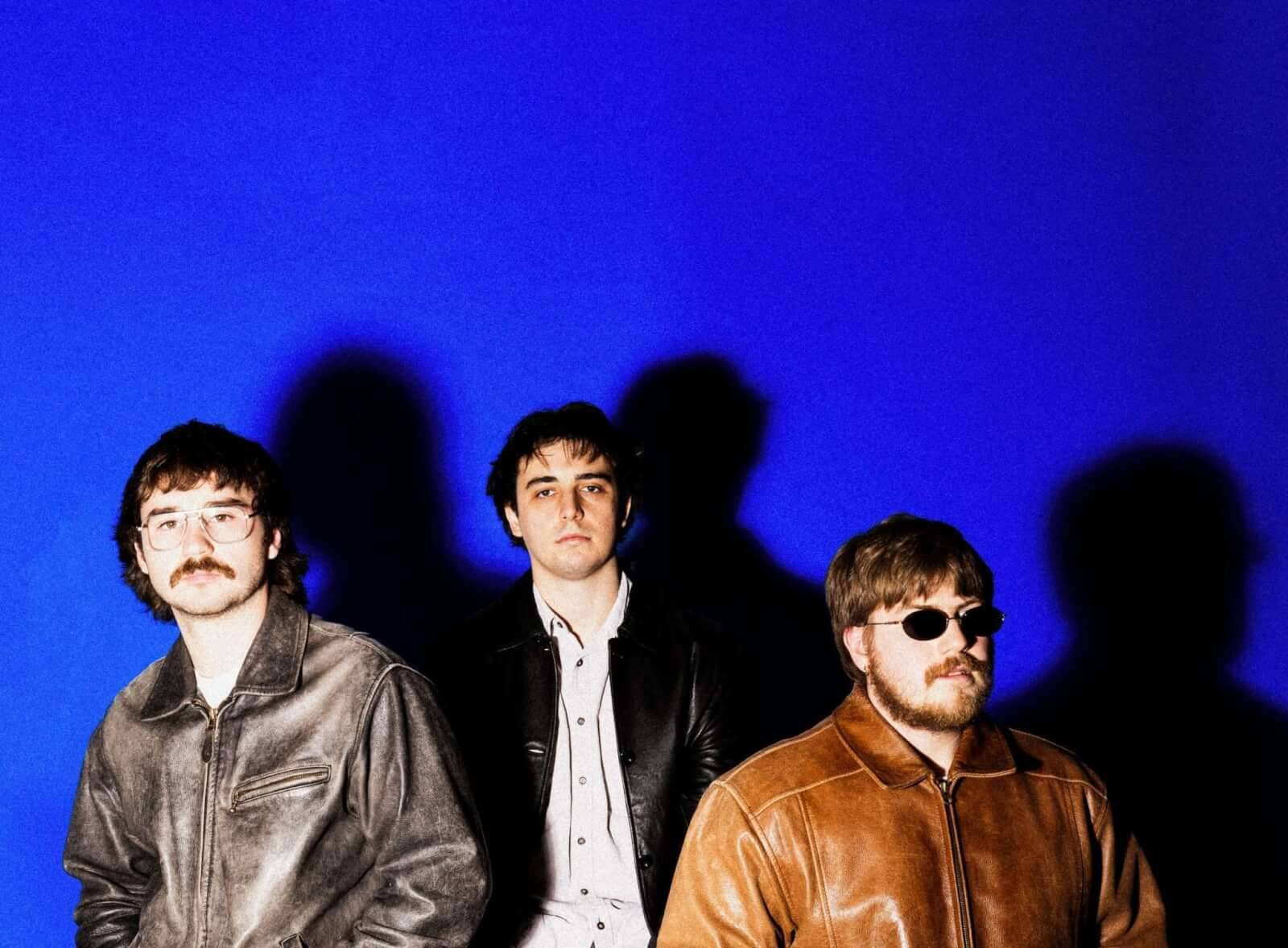Absolute Losers - The Buzz